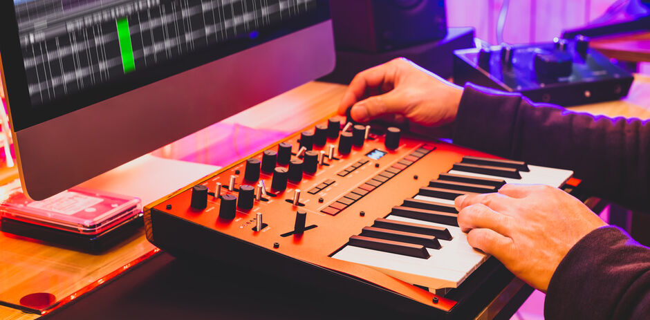 Soft Synth Guide: Easy synth tweaks and beginner sound design tips to ...