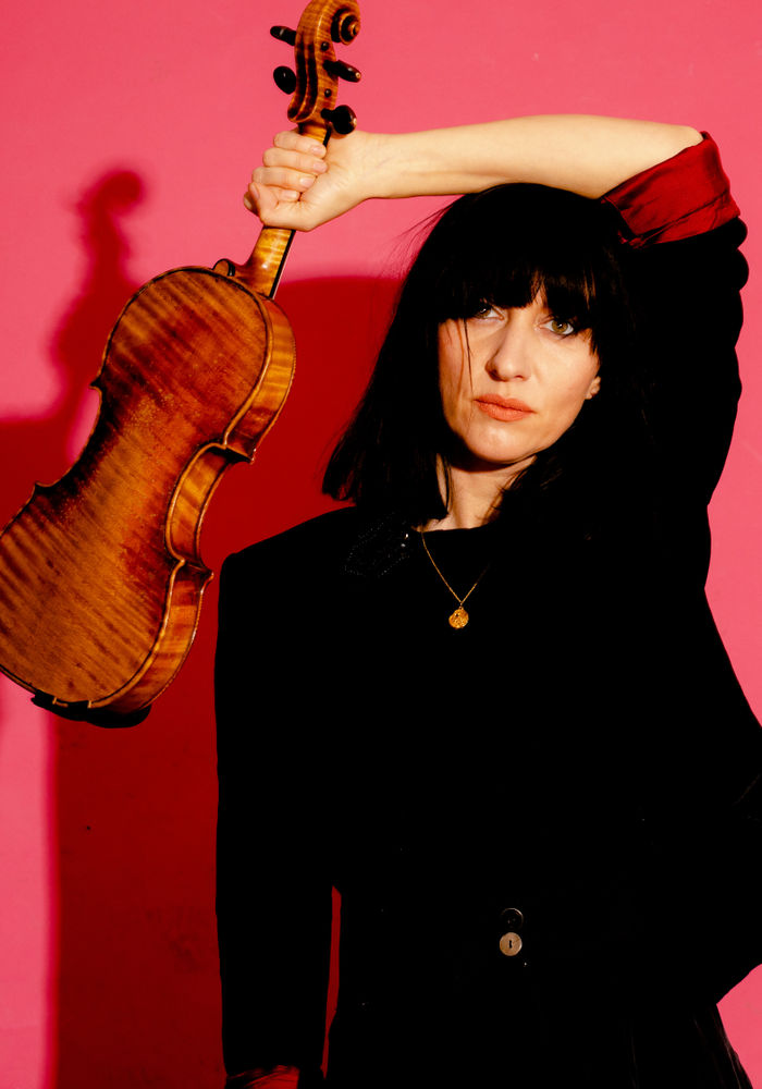 Anna Phoebe: Strings of the Sea | Headliner Magazine