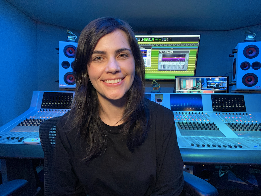 Maria Elisa Ayerbe on music production: "I don't conceive any mix ...
